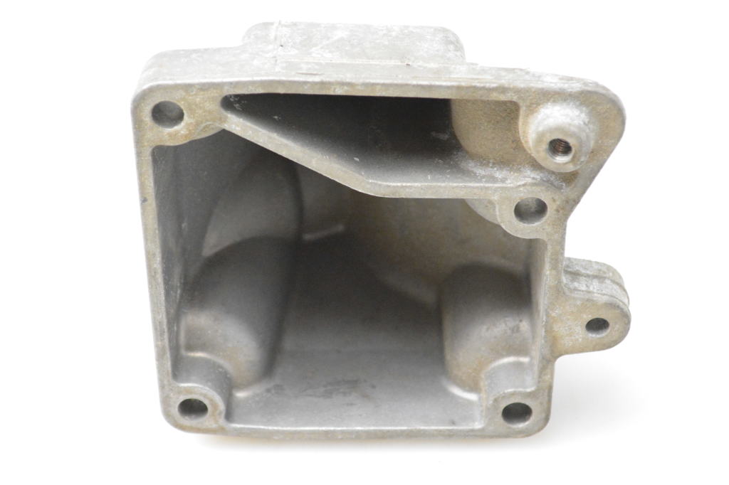 Used Mercedes Benz E-Class Engine holder a2722231704