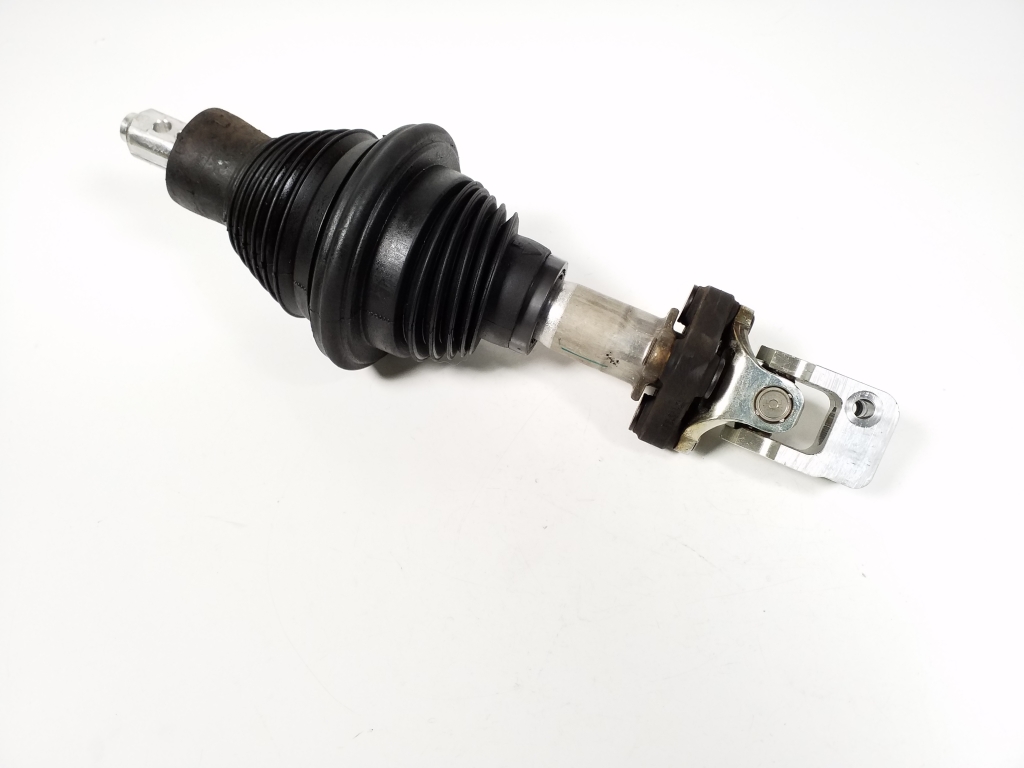 Used Mercedes Benz E-Class Steering wheel cross A2044600296