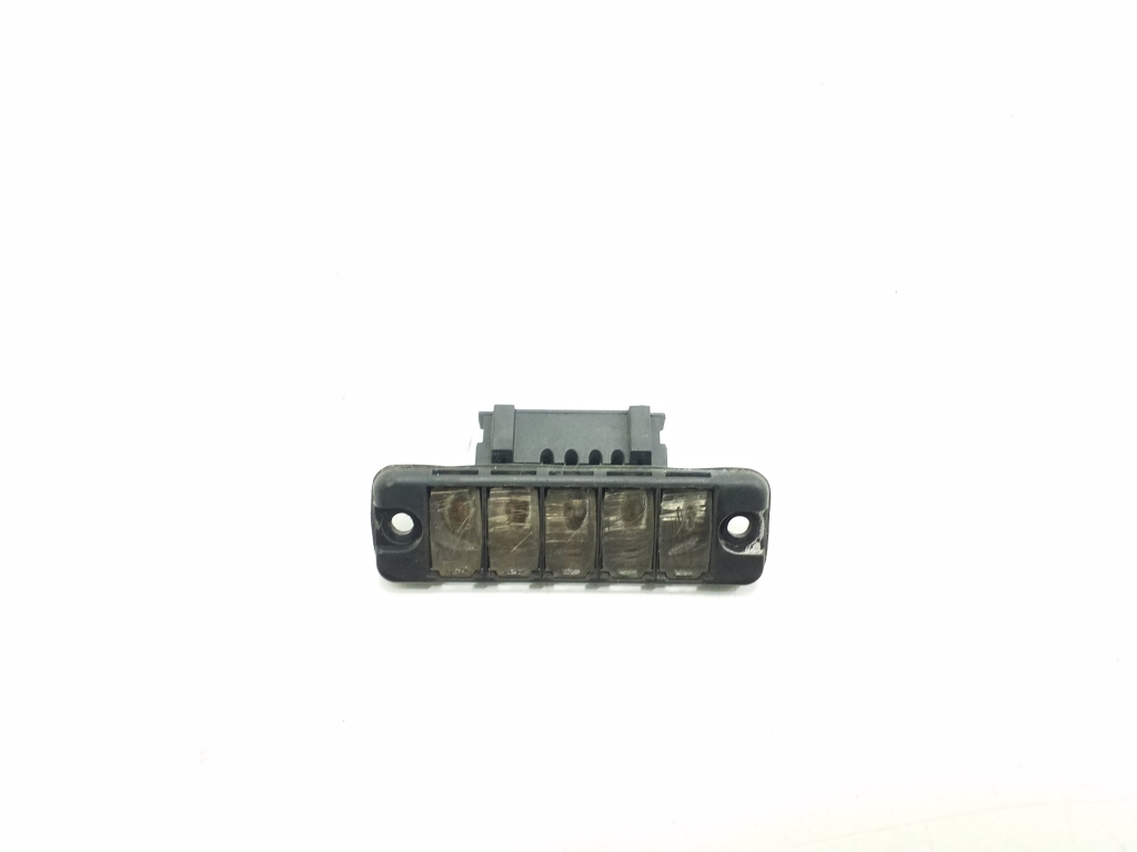 Naudotas Mercedes Benz Vito Durų jungiklis ant kėbulo A6398200011