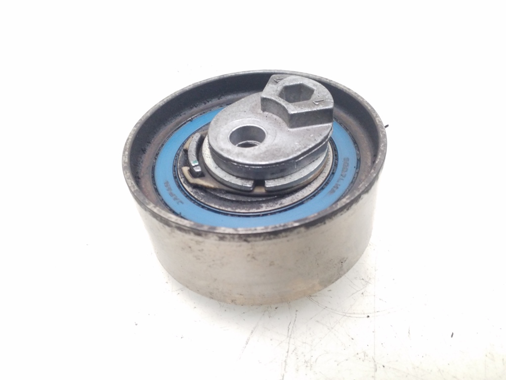Used Volkswagen Touareg Belt tensioner pulley 059109243P