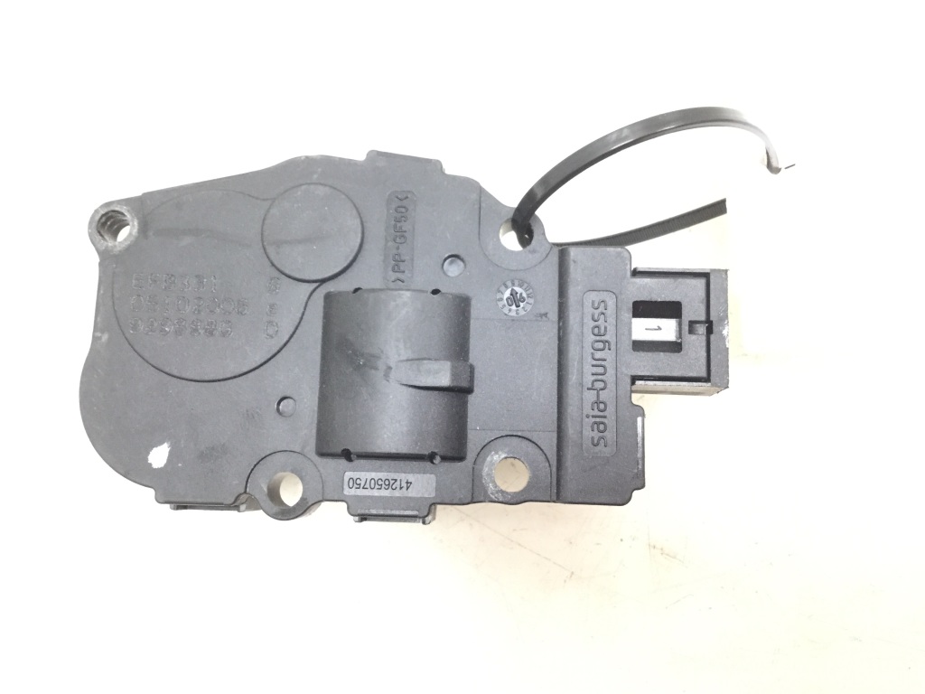 Naudotas BMW 1 SERIES Salono pečiaus sklendės varikliukas 929888G