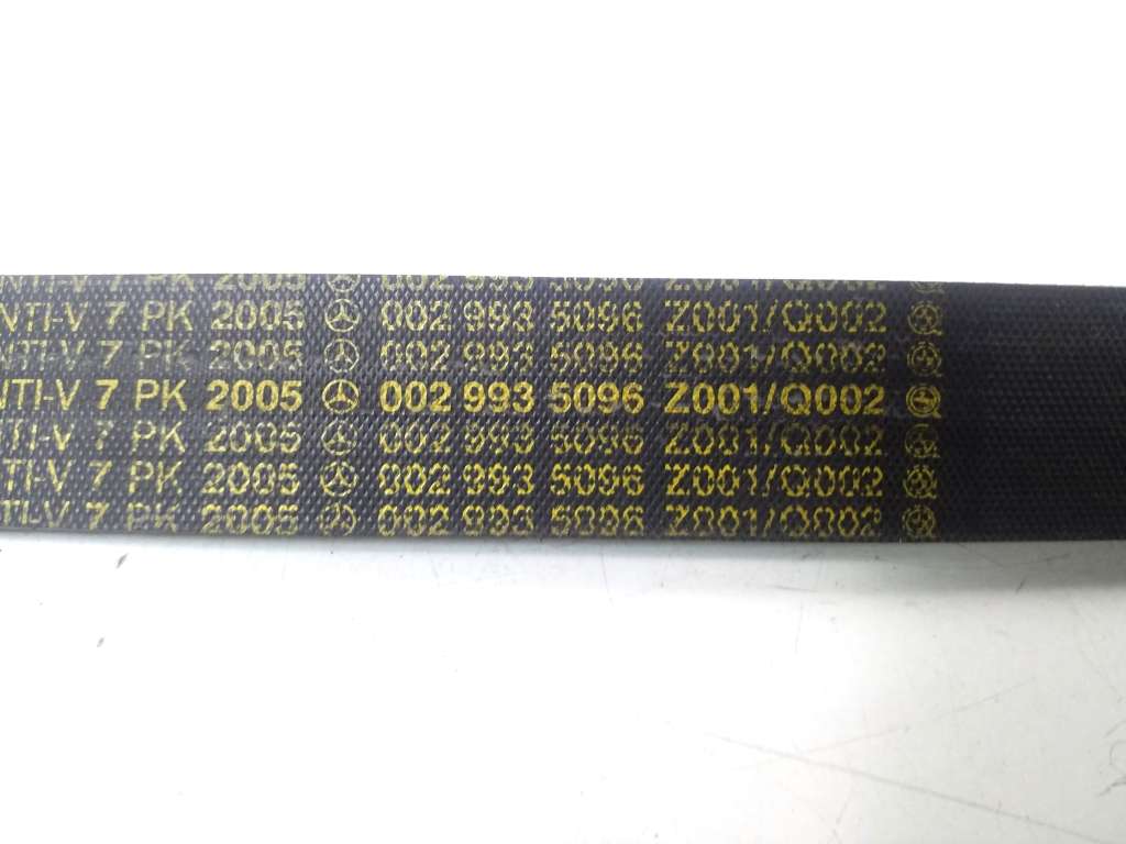 Used Mercedes Benz CLS-Class Alternator strap A0029935096