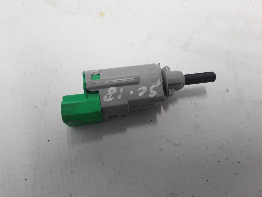 Used RENAULT Scenic Brake switch to pedal 253206454R