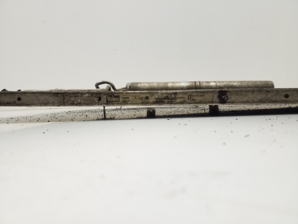 Used Mercedes Benz E-Class Air conditioning radiator A2115000154