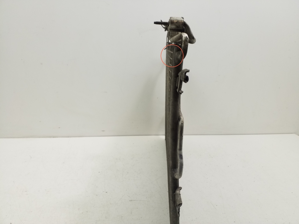 Used Mercedes Benz E-Class Air conditioning radiator A2115000154