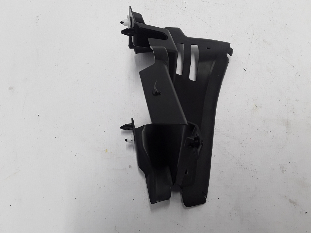 Used VOLVO XC60 Air deflector cooling radiator 31383685