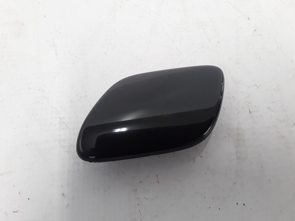 Used VOLVO XC60 Front bumper headlight washer cap 39854976