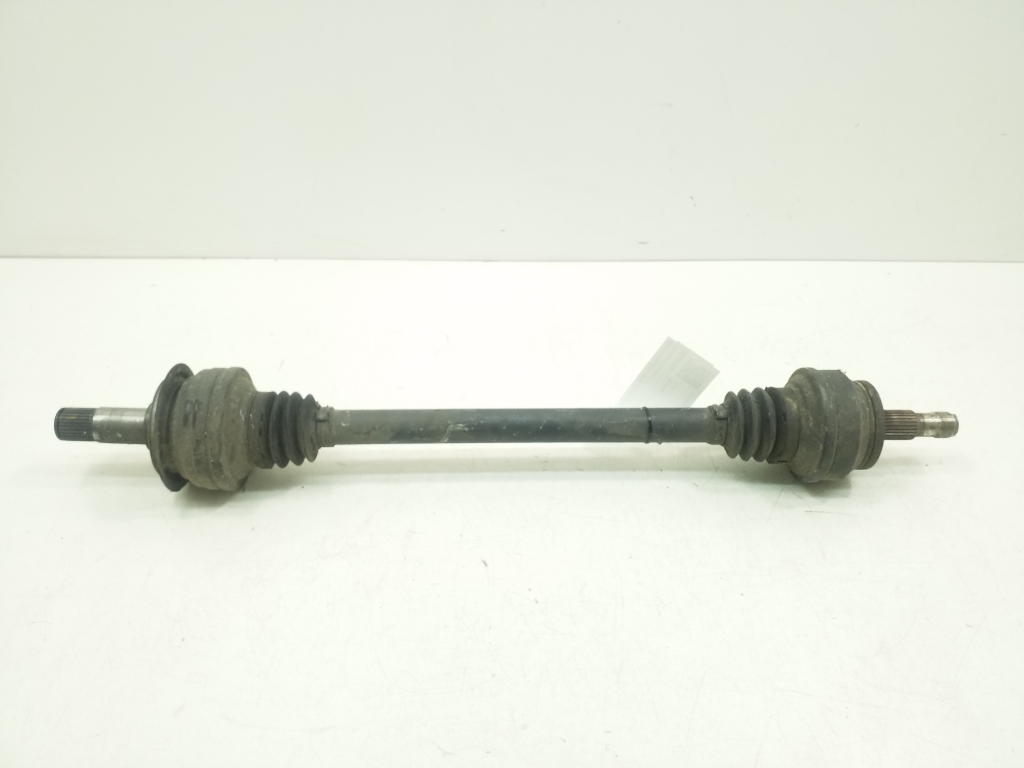 Used Mercedes Benz CLS-Class Rear axle and its details A2213501910
