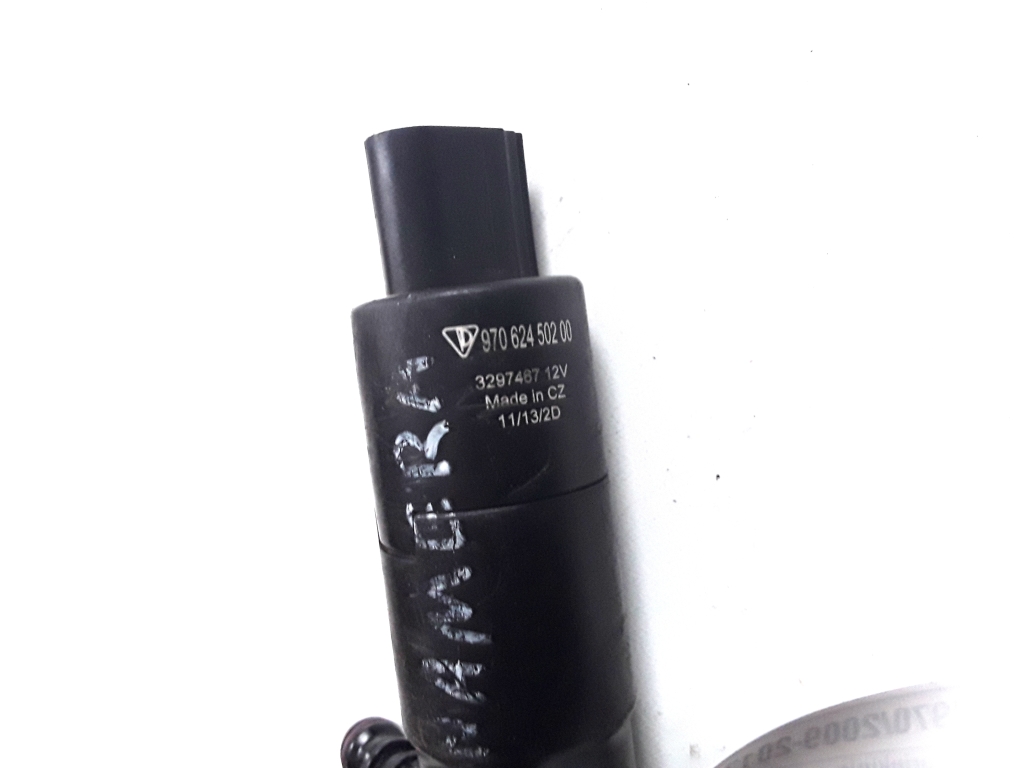 Used Porsche Panamera Front window washer motor 97062450200