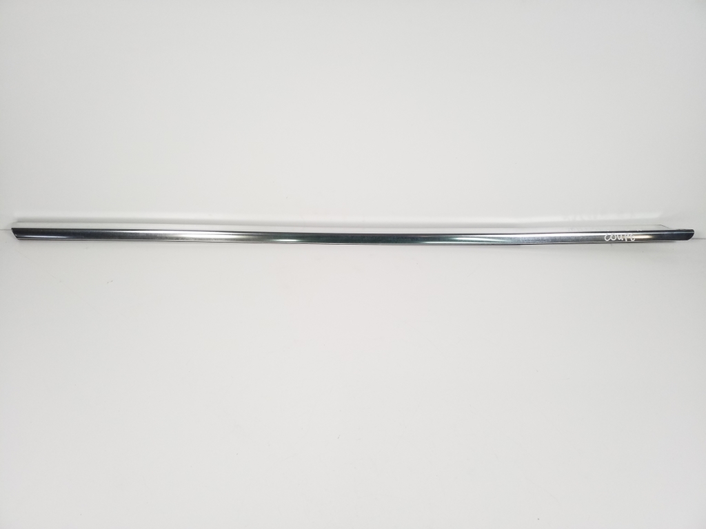 Used Mercedes Benz E-Class Rear wing fork strap outer A2076730183