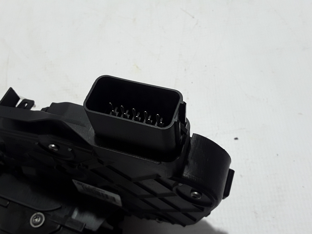 Used VOLVO XC60 Rear side door lock 31253664