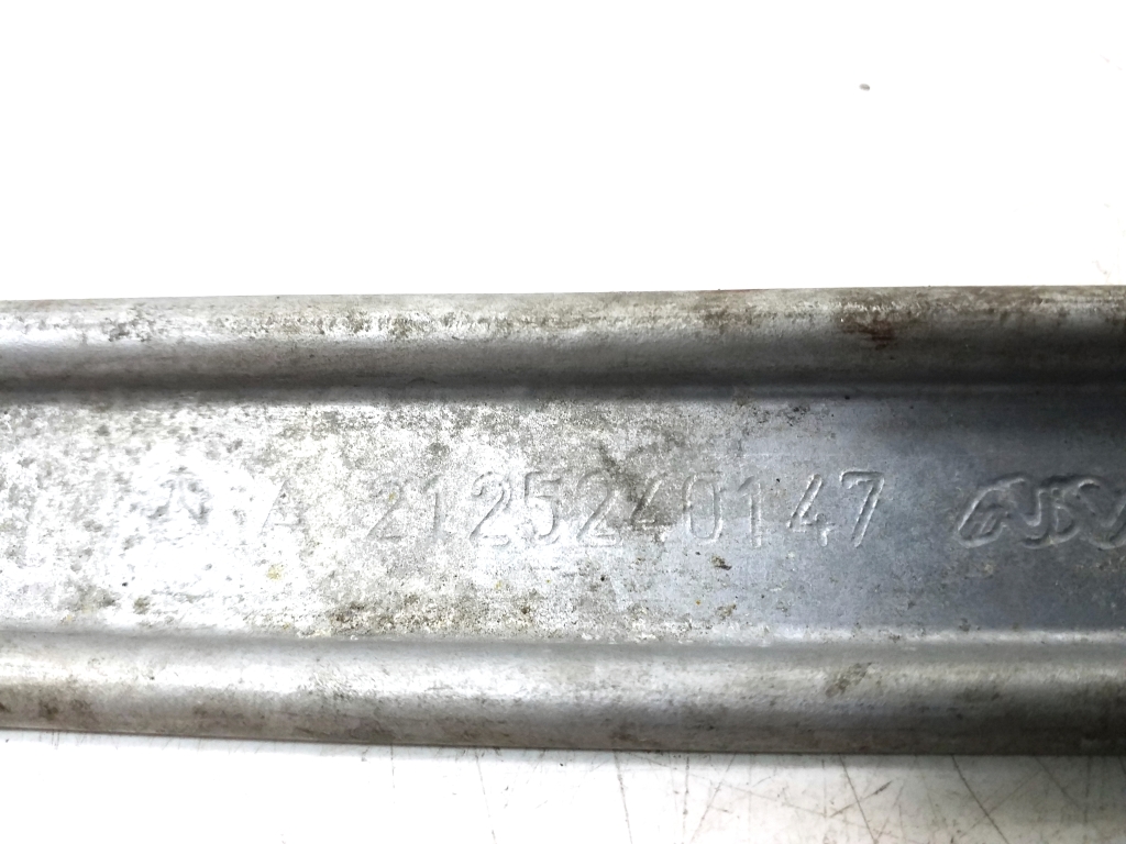 Used Mercedes Benz CLS-Class Holder next A2125240147