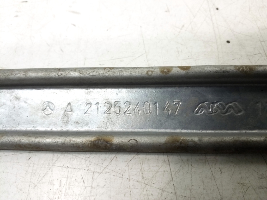 Used Mercedes Benz CLS-Class Holder next A2125240147