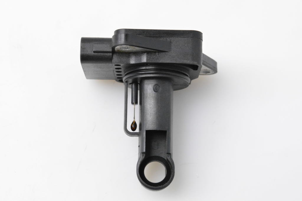 Used TOYOTA Land Cruiser Air flow sensor 2220430010