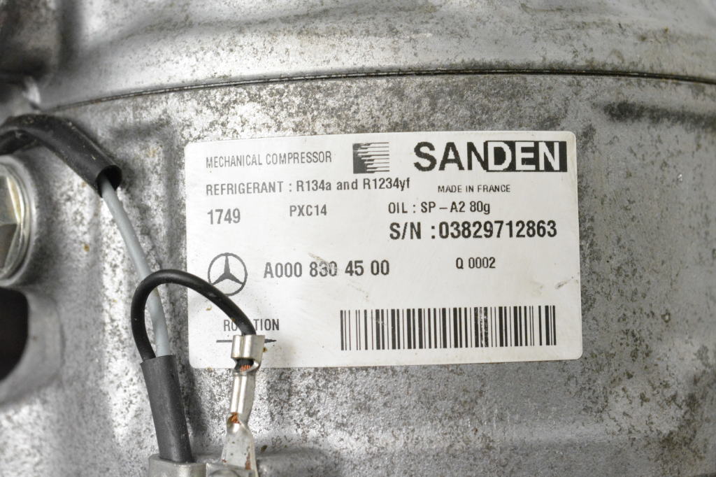 Naudotas Mercedes Benz E-Class Kondicionieriaus kompresorius A0008304500