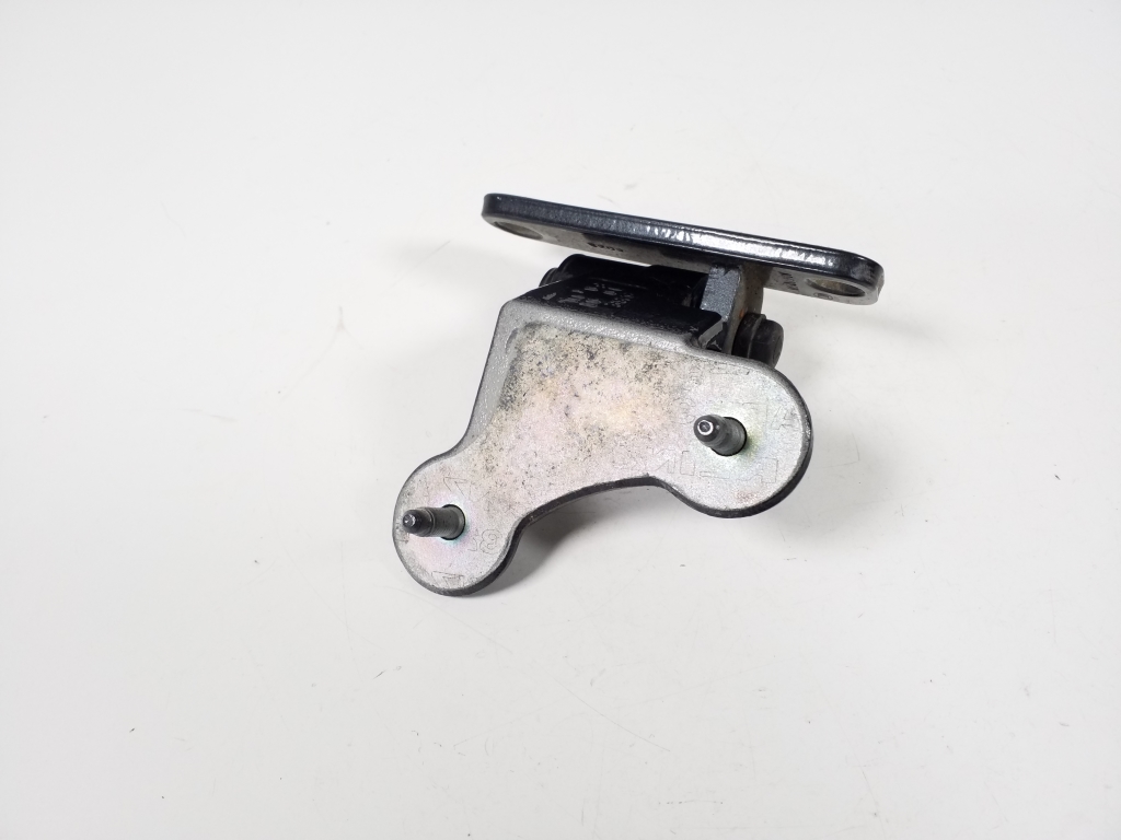 Used Mercedes Benz C-Class Rear side door hinge lower A2047301237
