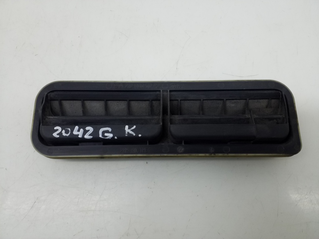 Used Mercedes Benz E-Class Rear wing ventilation grille A2128300242