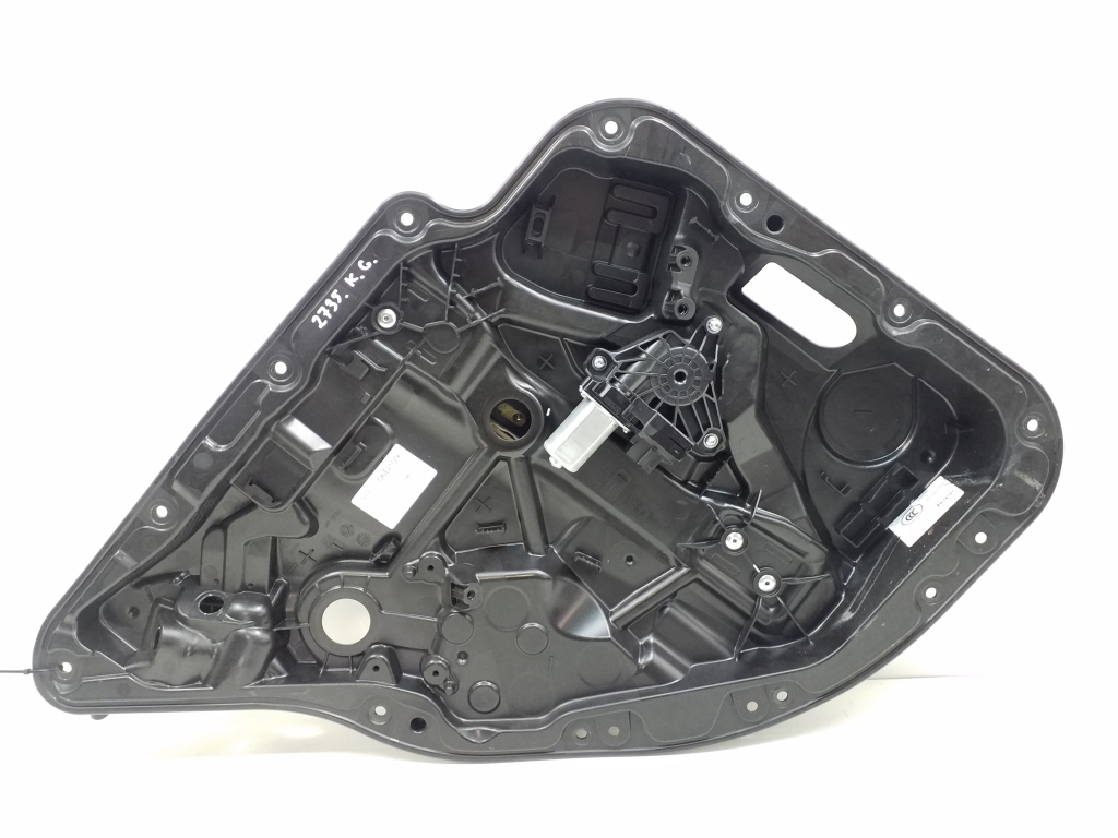 Used Mercedes Benz C-Class Rear side door window lifter and its details