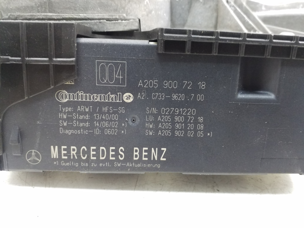Used Mercedes Benz C-Class Trunk lid electric retractor A0997602601