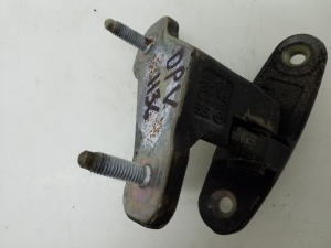 Used Mercedes Benz E-Class Front door top hinge A2047201537