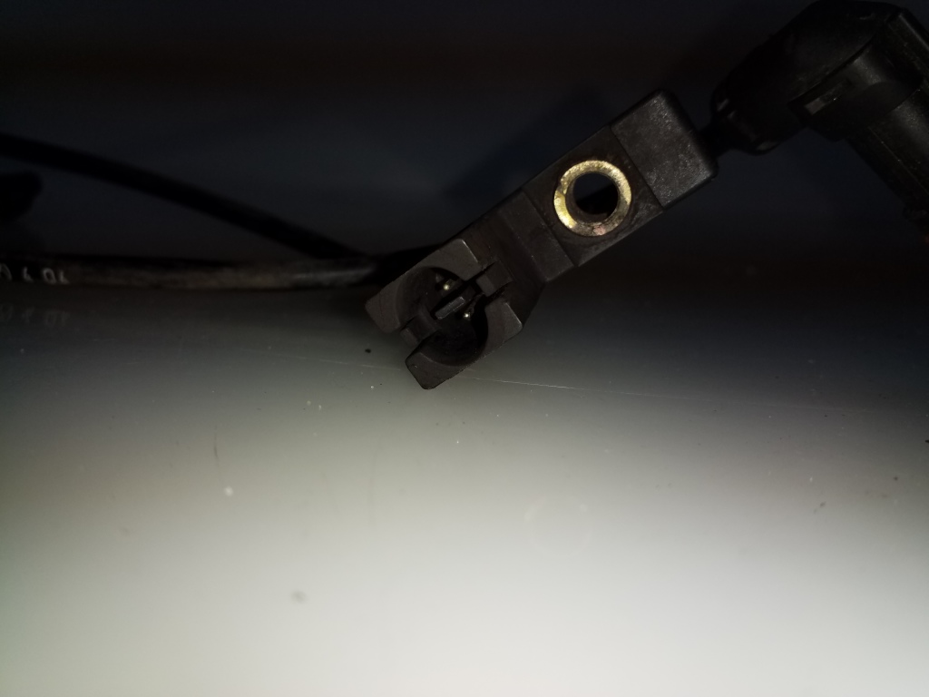 Used Mercedes Benz E-Class Brake pad sensor front A2125401605