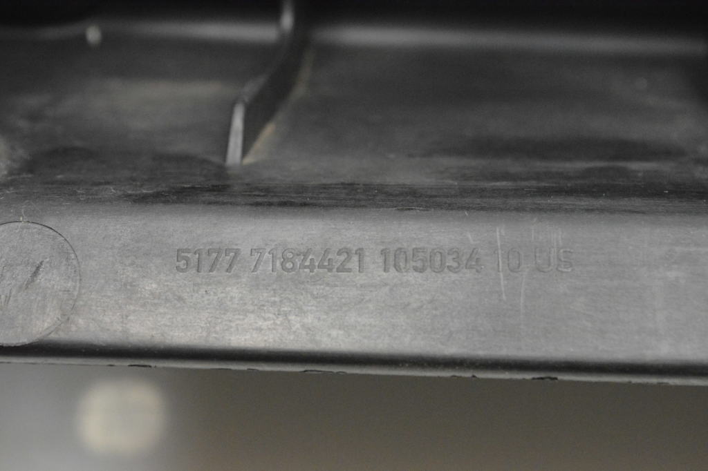 Used BMW X6 Exterior sill trim bracket 51777184421