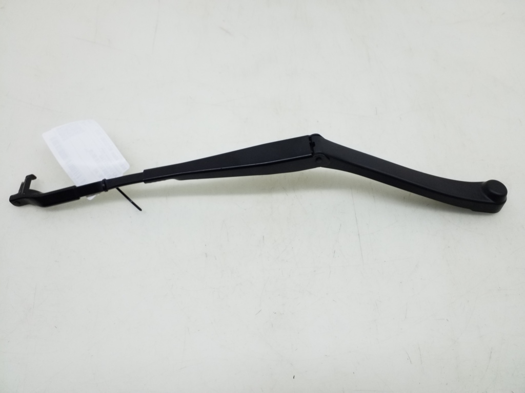 Used Mercedes Benz E-Class Windshield wiper blade A2128201344