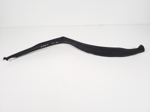 Used Mercedes Benz E-Class Sealing rubber under the hood A2046280198