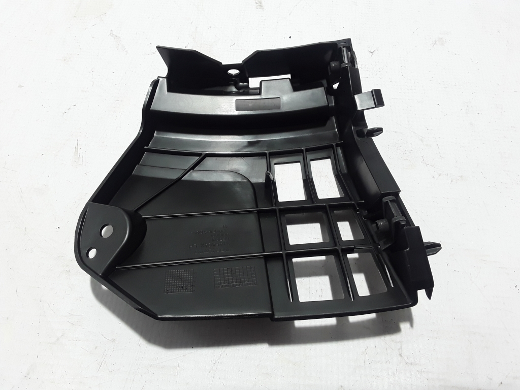 Used VOLVO XC40 Front bumper bracket 31449338