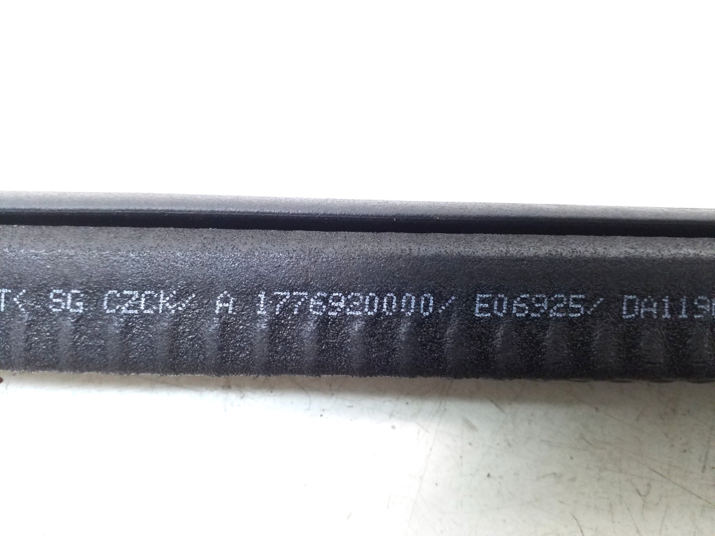 Used Mercedes Benz A-Class Front door sealing rubber on the body ...