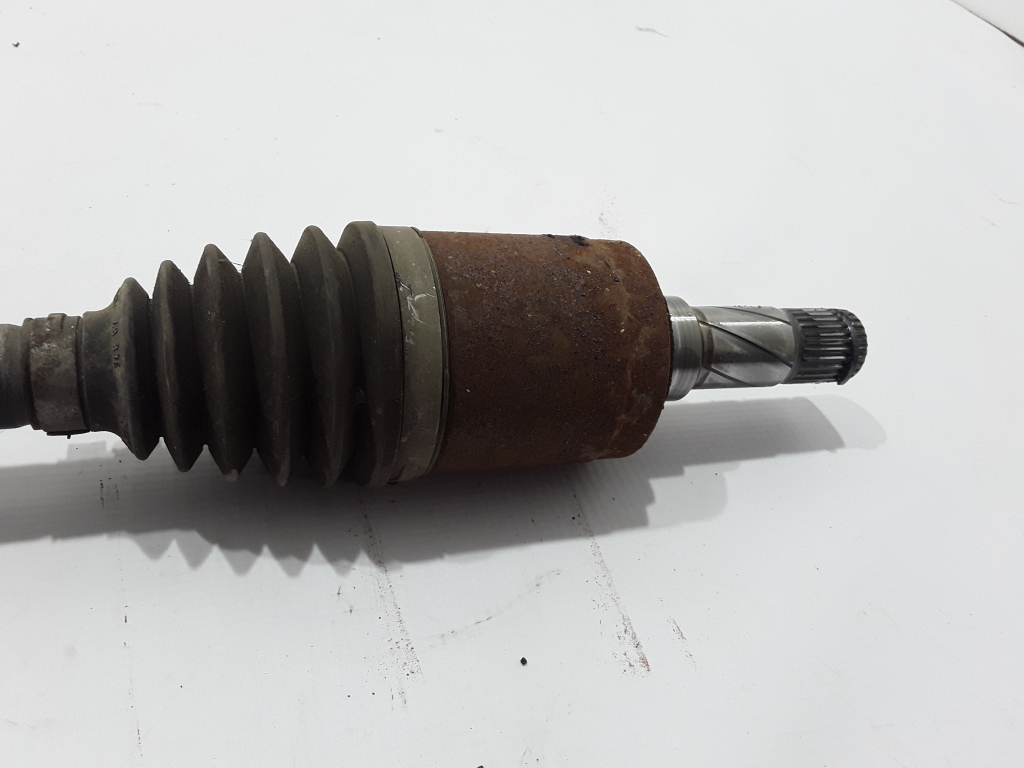 Used VOLVO XC60 Rear axle and its details 36000931