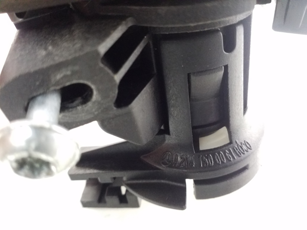 Used Mercedes Benz CLS-Class Tailgate lock A2047500061