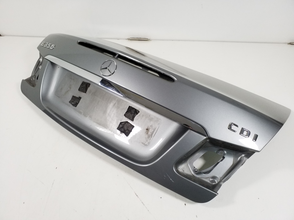 Used Mercedes Benz E-Class Tailgate A2077500175