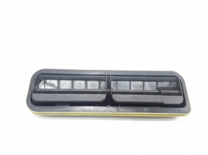 Used Mercedes Benz CLS-Class Rear wing ventilation grille A2128300242