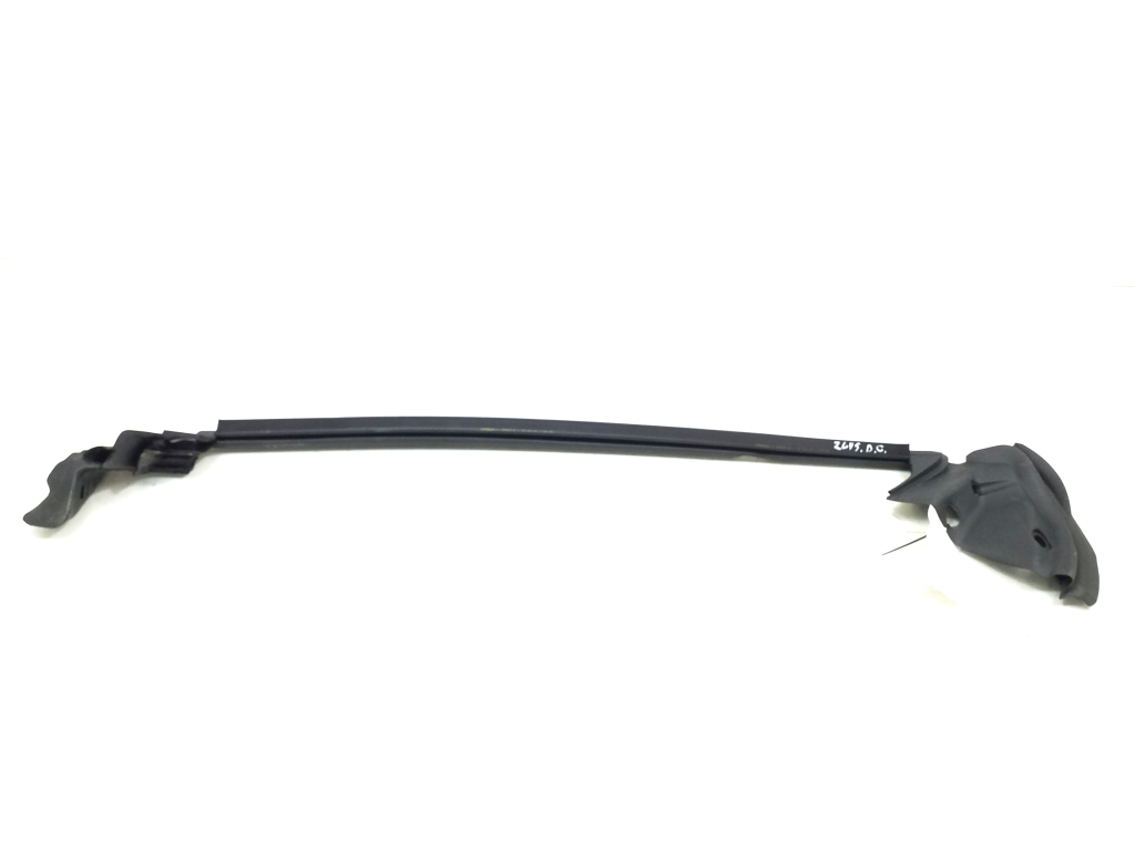 Used Mercedes Benz CLS-Class Rear side door strip to glass inner ...