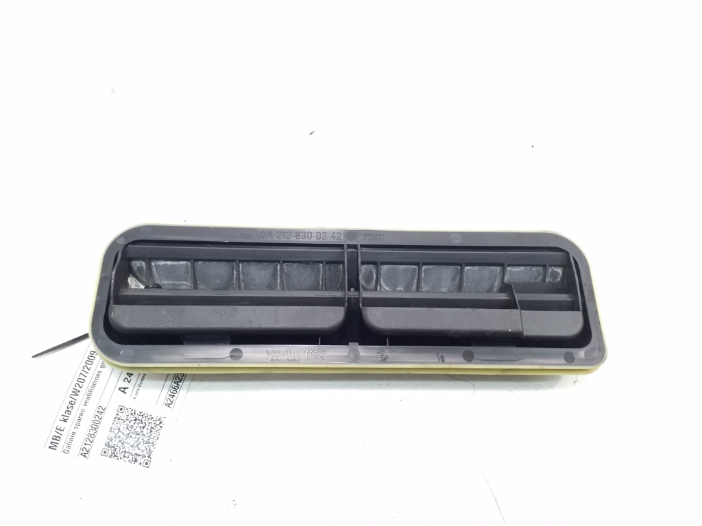 Used Mercedes Benz E-Class Rear wing ventilation grille A2128300242