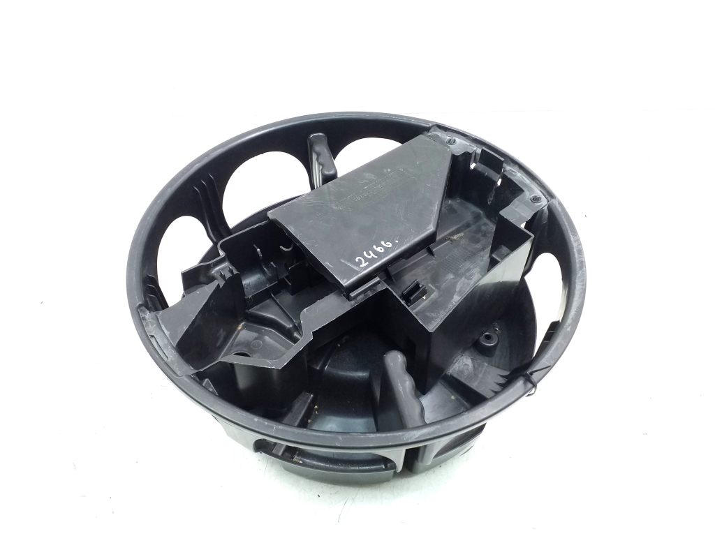 Used Mercedes Benz E-Class Spare wheel mount A2048980007