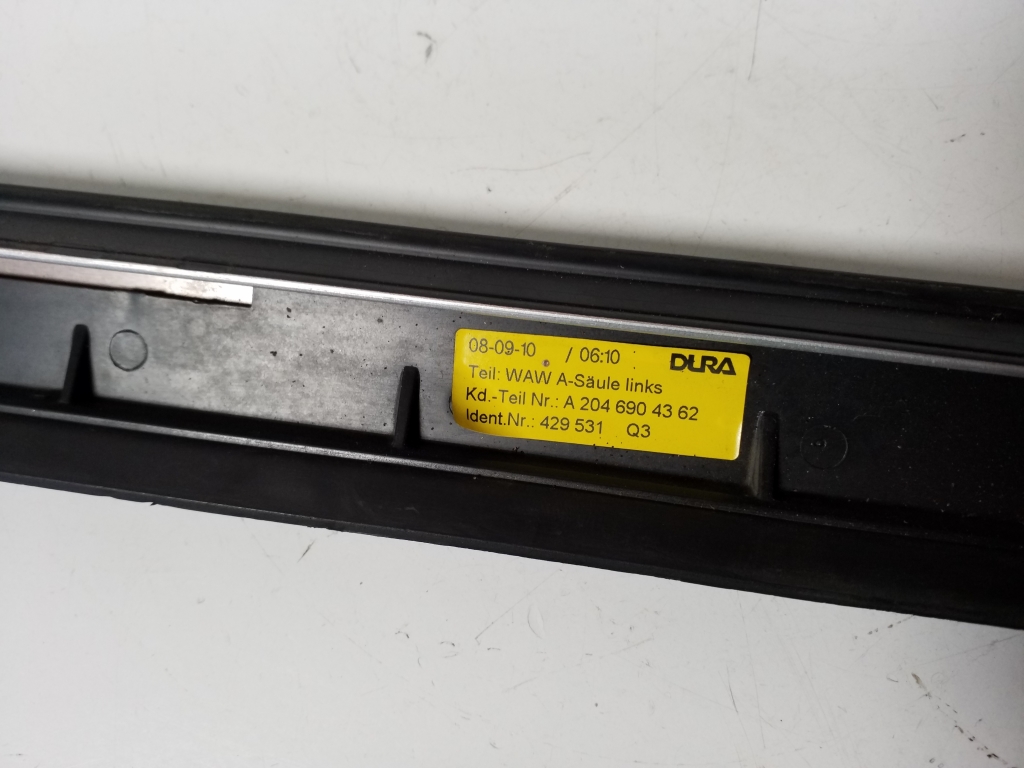 Used Mercedes Benz GLK-Class Windscreen strut outer A2046904362