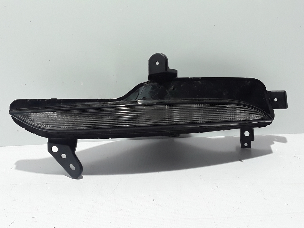 Used RENAULT Megane Front daylight 261354958R