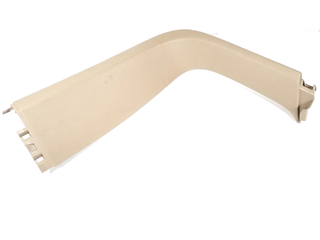 Used Mercedes Benz ML-Class Other detail of the boot lid punch A1667400171