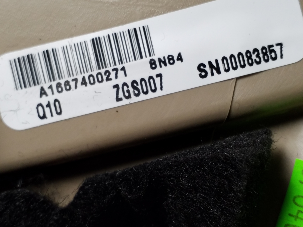 Used Mercedes Benz ML-Class Other detail of the boot lid punch A1667400271