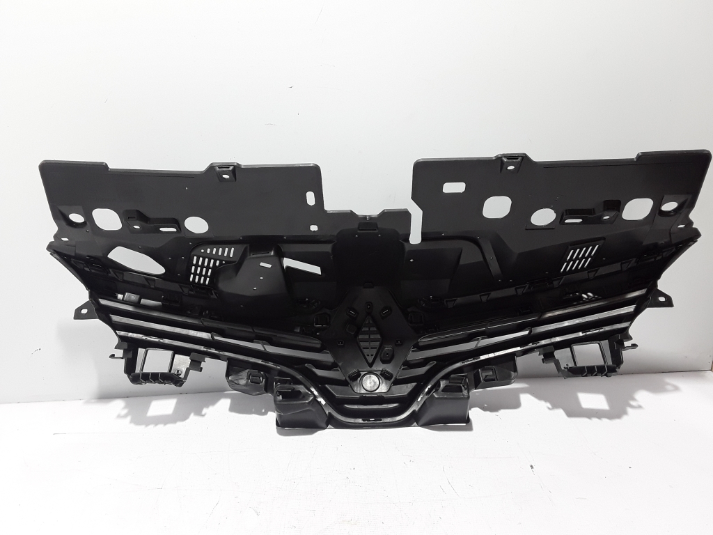 Naudotas RENAULT Clio Priekinių grotelių laikiklis 622562901R