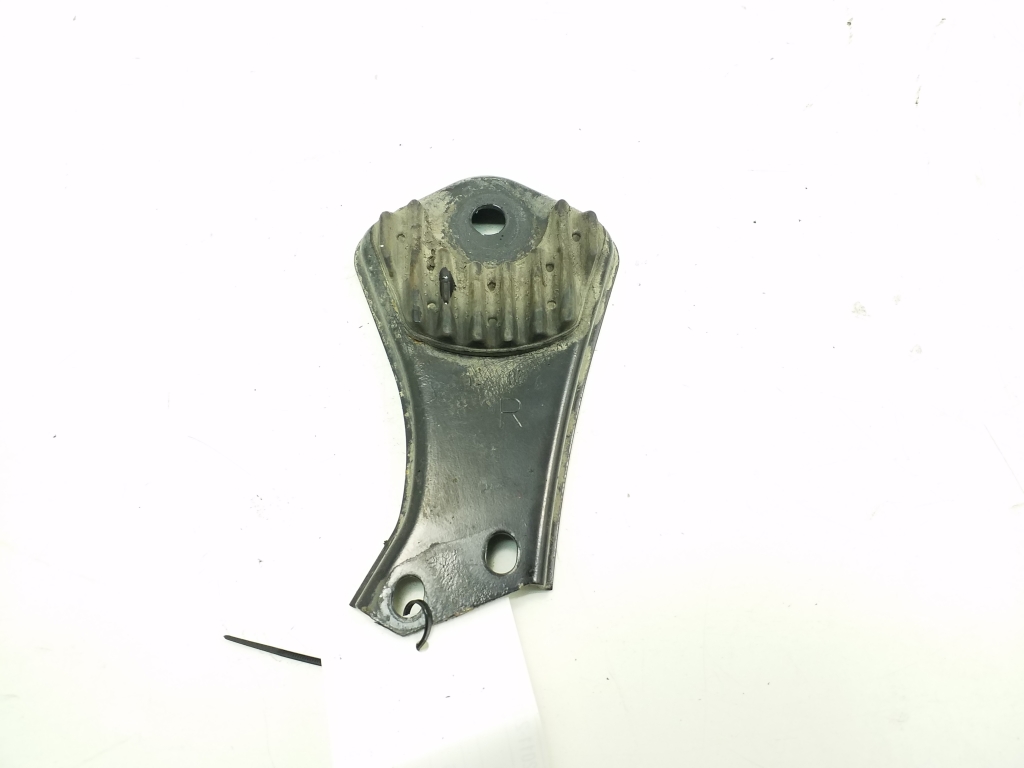 Used Mercedes Benz CLS-Class Other detail of the rear axle A2043520246