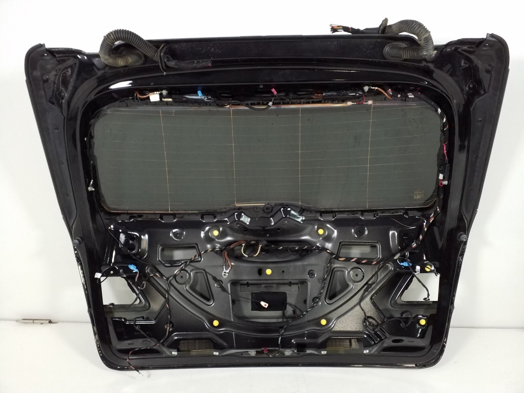 Used Mercedes Benz ML-Class Tailgate A1667400305