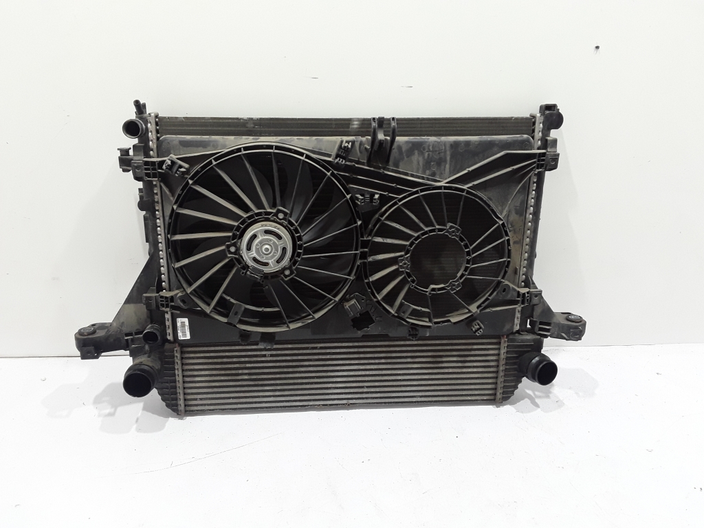 Used RENAULT Master Radiator set and its details