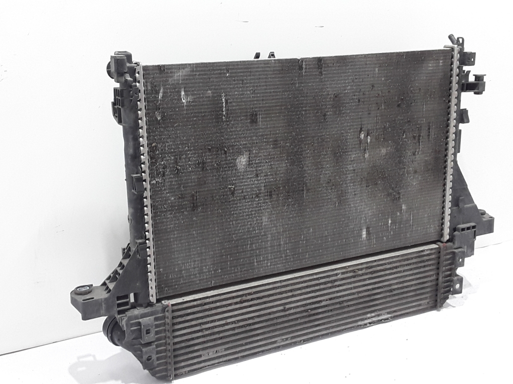 Used RENAULT Master Radiator set and its details