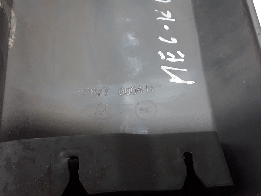 Used RENAULT Megane Rear side door strip 828770004R