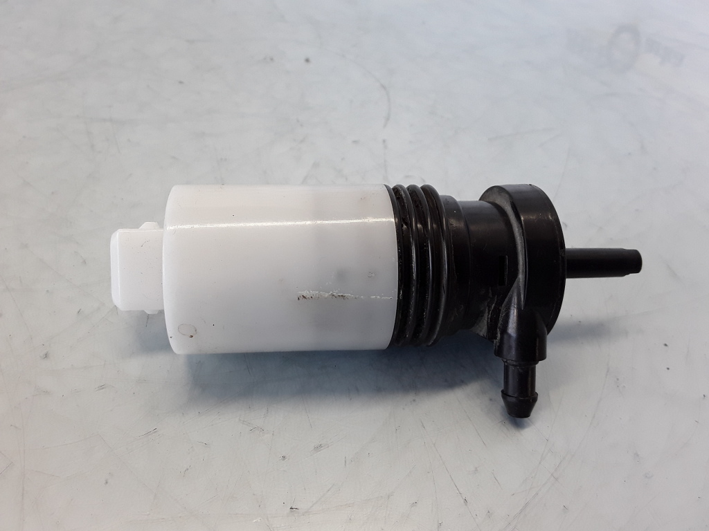 Naudotas VOLVO XC60 Žibintų apiplovimo varikliukas priekinis 31391195