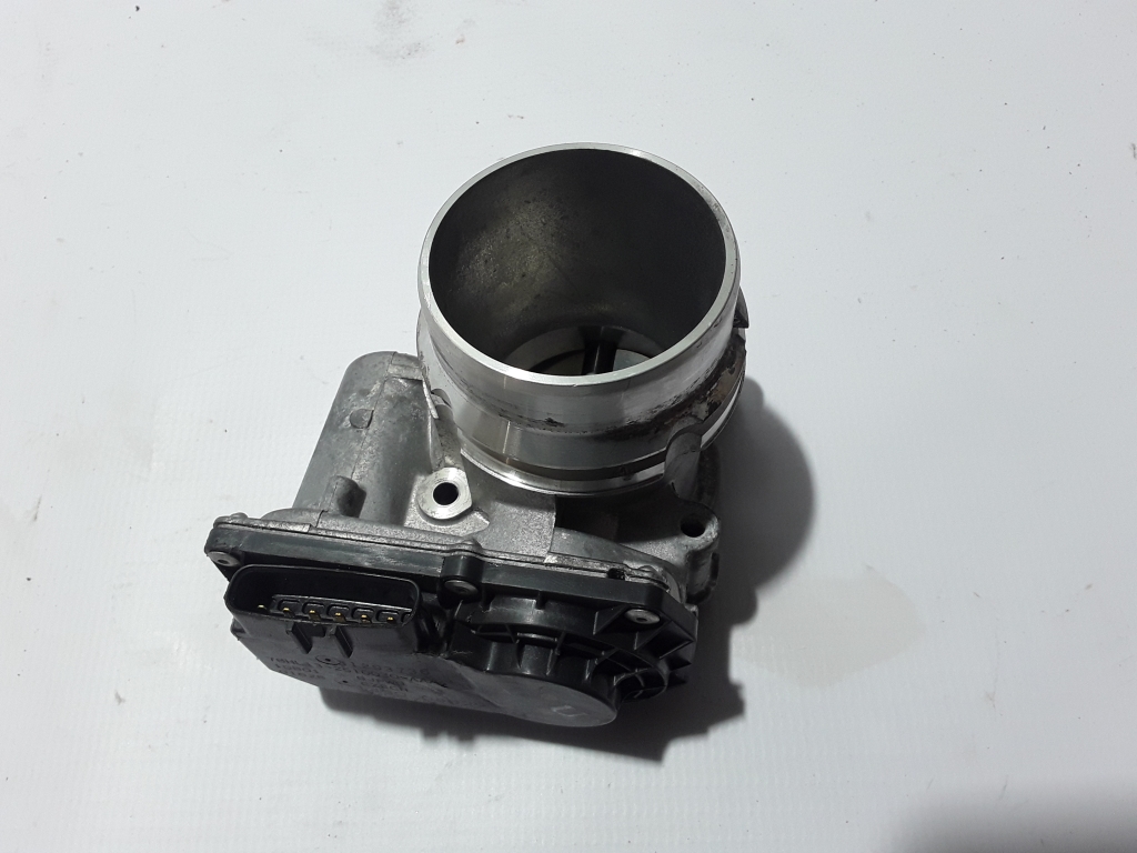 Naudotas VOLVO XC40 Akseleratoriaus sklendė 31293736