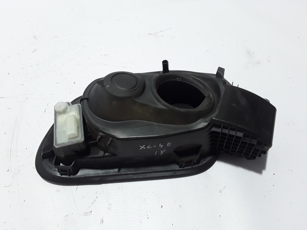 Used VOLVO XC40 Fuel filler cap 31457775